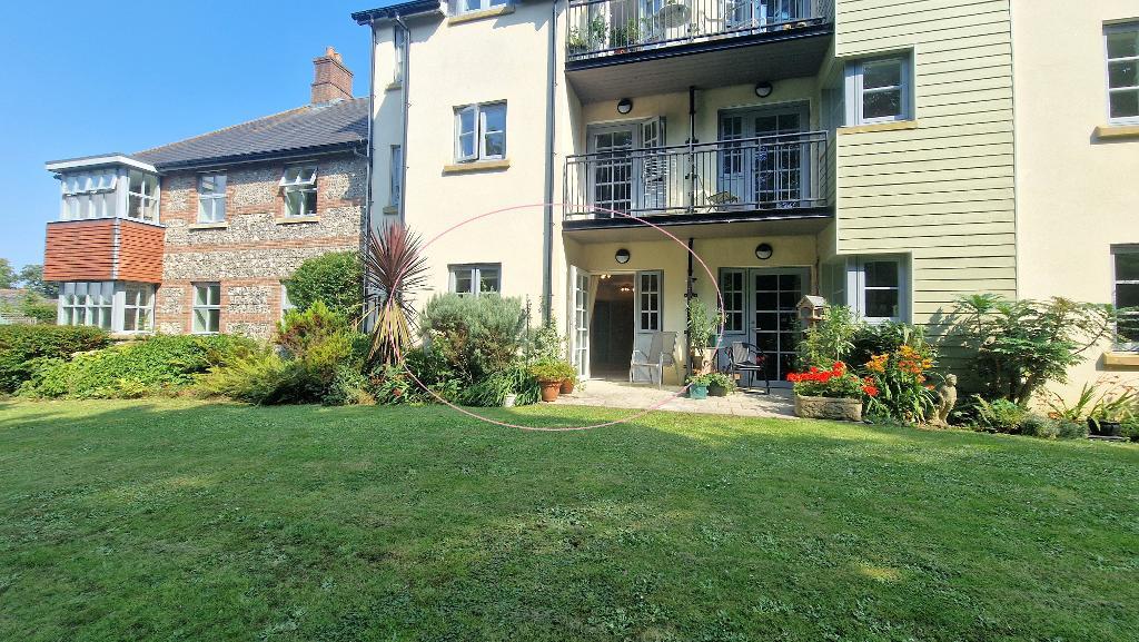 1 Bedroom Retirement Property For Sale in Church Road, Bembridge, Isle ...